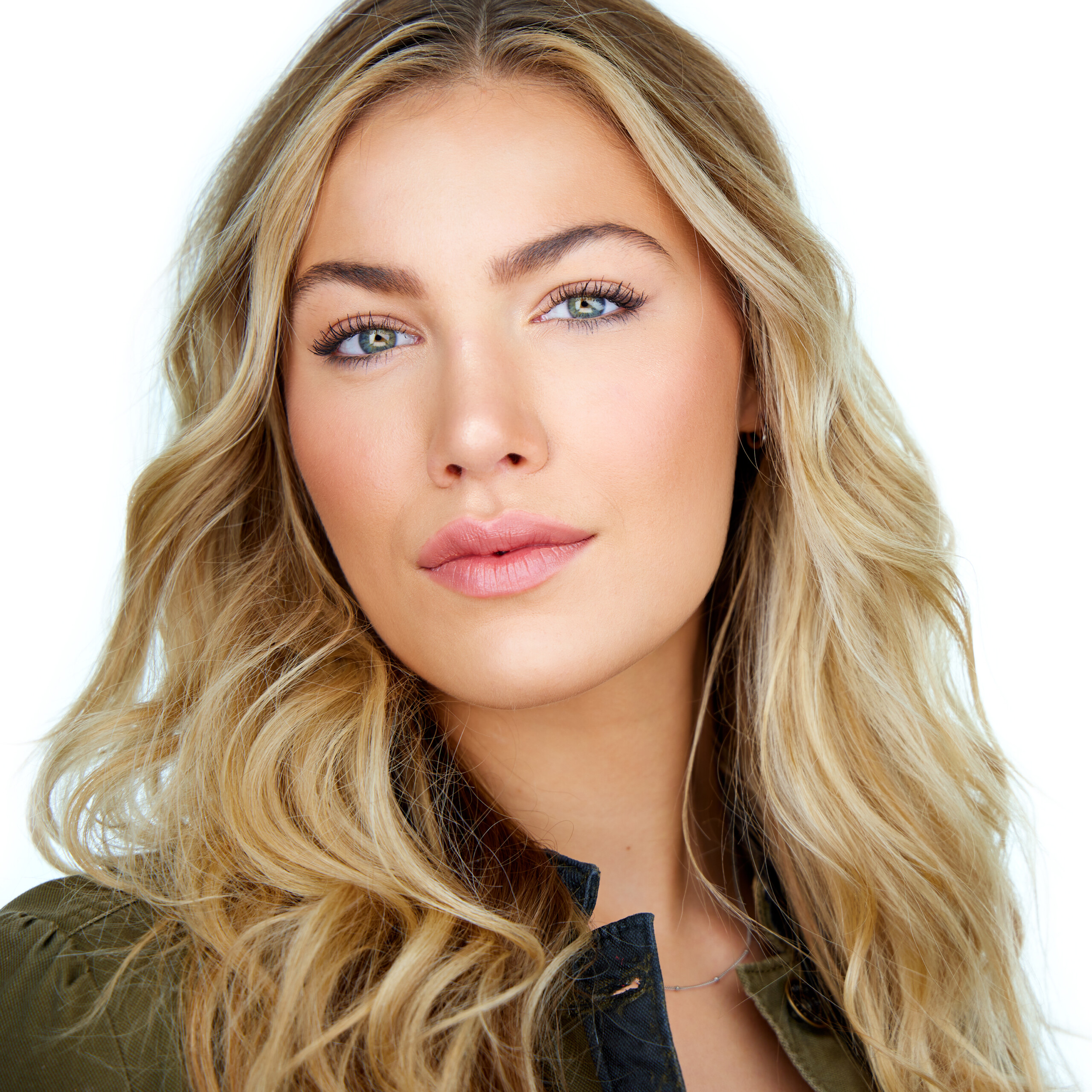 Headshots - Classic White - Peter Hurley Photography